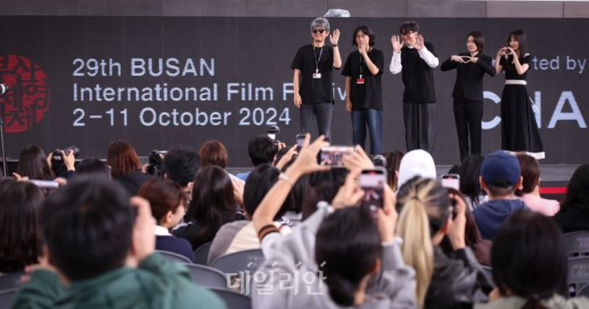 '더 킬러스' 제작진, 만나서 반가워요[29th BIFF]