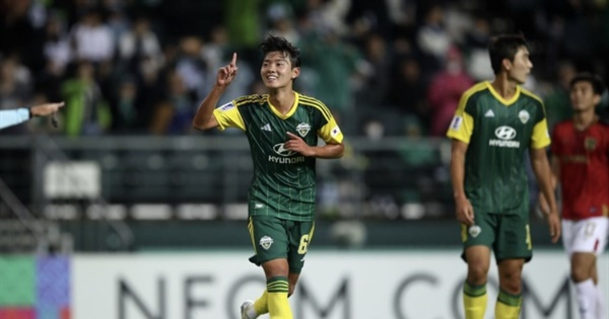 'ACL 2 연승 질주' 전북 현대, 2006년생 MF 진태호 '발견' 큰 수확