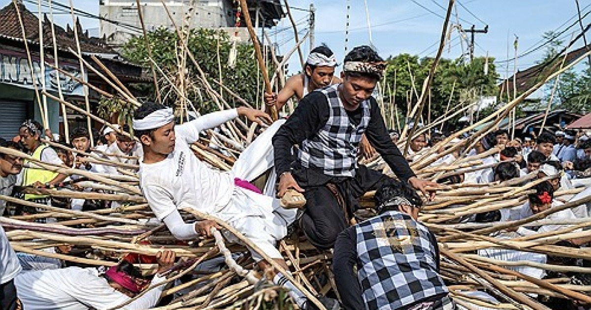 INDONESIA BALI TRADITIONS