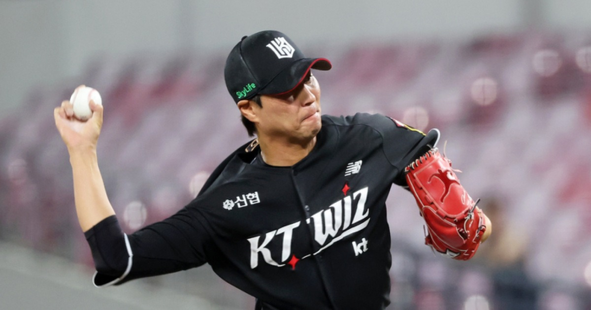 이강철 KT 감독 “우규민 호투 고무적···4차전에서는 고영표 불펜으로 활용 가능”[준PO2]