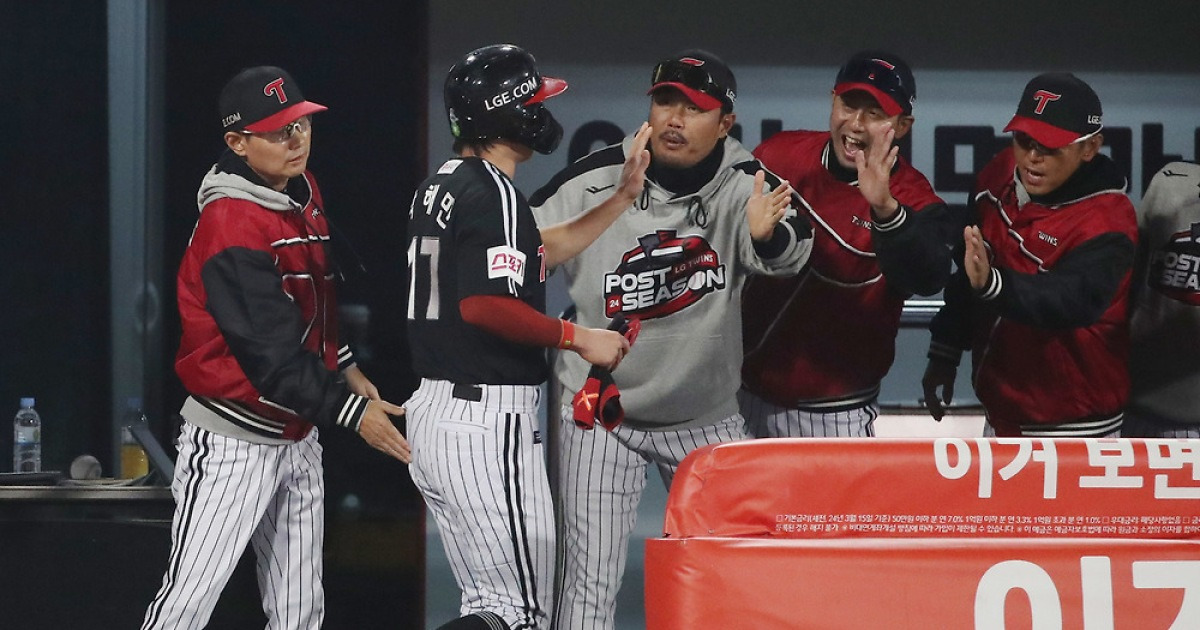 승장 LG 염경엽 "손주영 최고 수훈…작년 KS 우승 때 흐름"[준PO3]