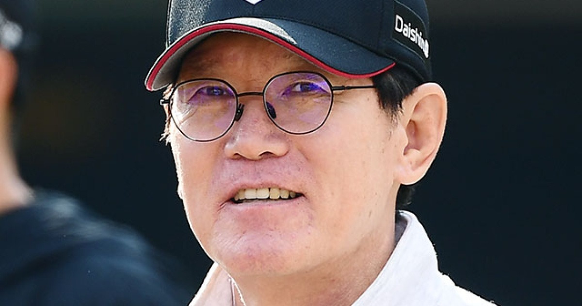 이강철 감독 ‘준PO 3차전, 느낌이 좋아’ [MK포토]