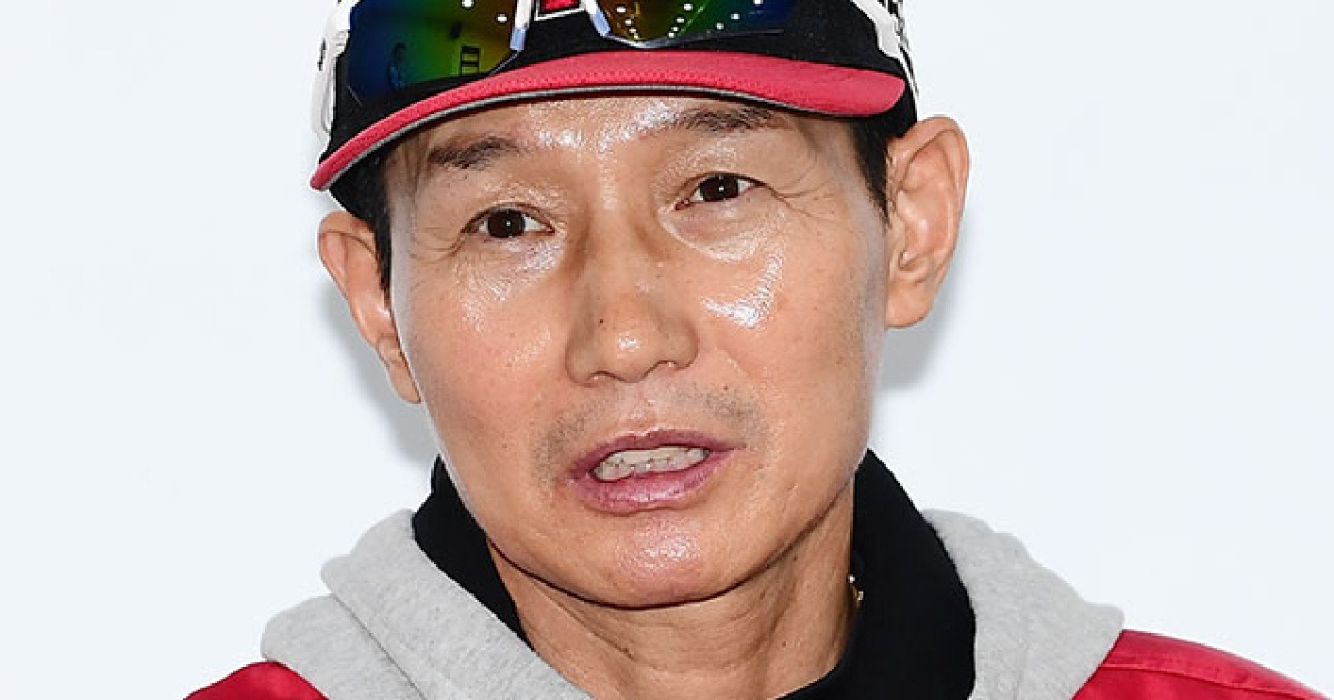 “선취점 중요, 1회 번트도 가능” LG, 초전 공략 선언...또 KT 내야 흔들까? [MK PO3]