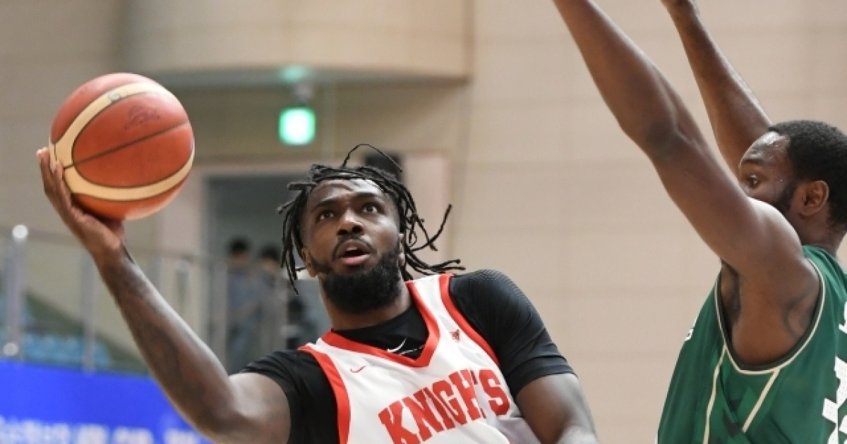 또 질 수 없다! 워니 펄펄 난 SK, DB와 리벤지 매치서 승리…DB, 3년 만에 4강 진출 [KBL 컵대회]