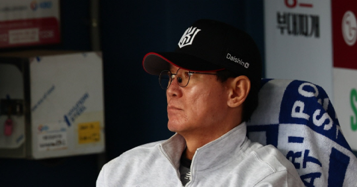 황재균 5번-강백호 2번 전진배치…KT, 준PO 3차전 확 달라진 라인업 승부수