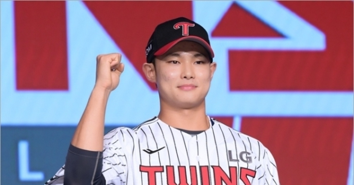 [공식발표] '1R 김영우 2억원' LG, 신인 12명과 전원 입단 계약 체결
