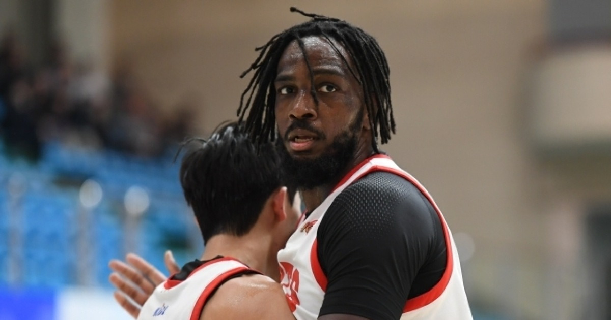 DB·KT 컵대회 준결승 진출, SK 워니 살아나며 DB 골밑 뚫었다, KT 허훈 맹활약하며 LG 제압