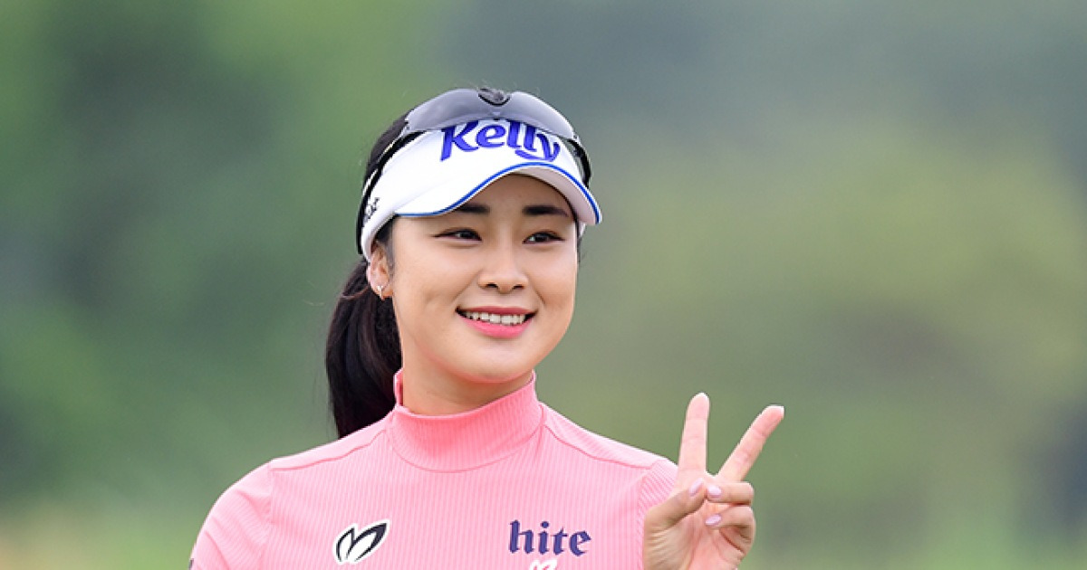 윤이나, 세계랭킹 35→32위 도약…KLPGA 선수 중 최고 순위
