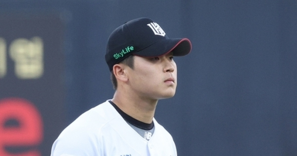 '기적의 KT' 박영현 없었다면 어쩔 뻔했나, '3⅓이닝 3K 퍼펙트' 고교야구대회급 '35구 대역투' [준PO4 현장]