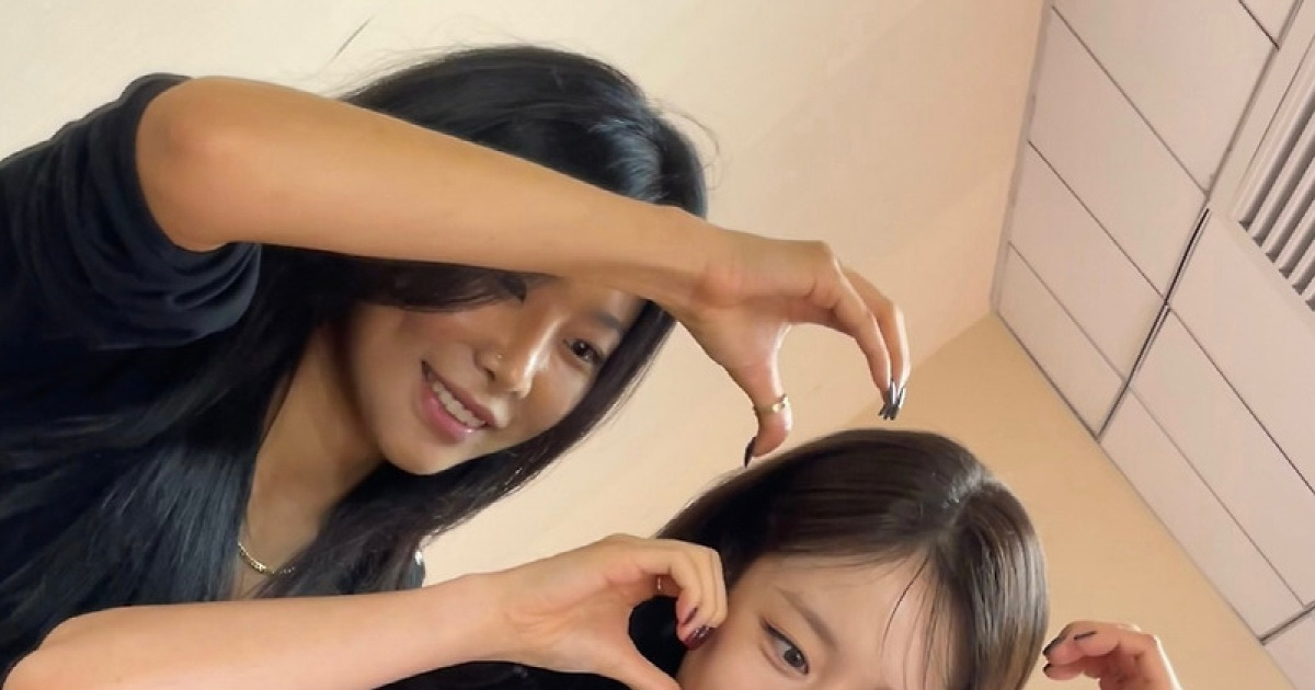 [SCin스타] "내 사랑 금손이들" '황재균과 이혼' 지연, '눈물 범벅' 콘서트 성료 후 '미소'로 전한 근황