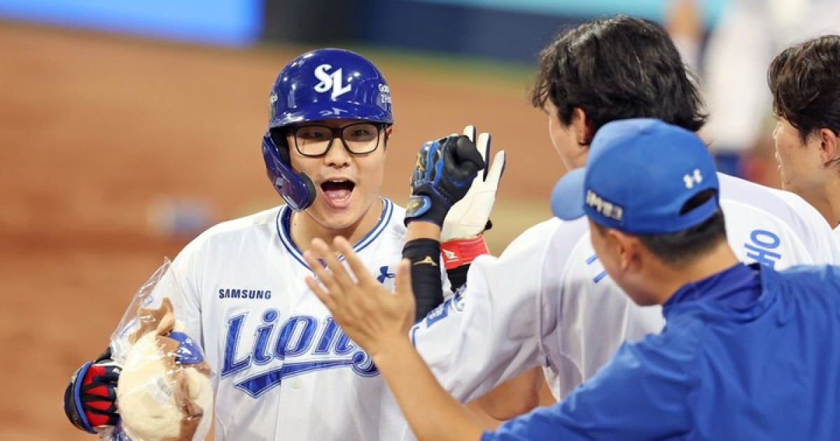 'KS 진출' 75.8% 확보! 윤정빈-구자욱 3안타+레예스 QS, 삼성 LG 꺾고 1차전 승리 [PO1]