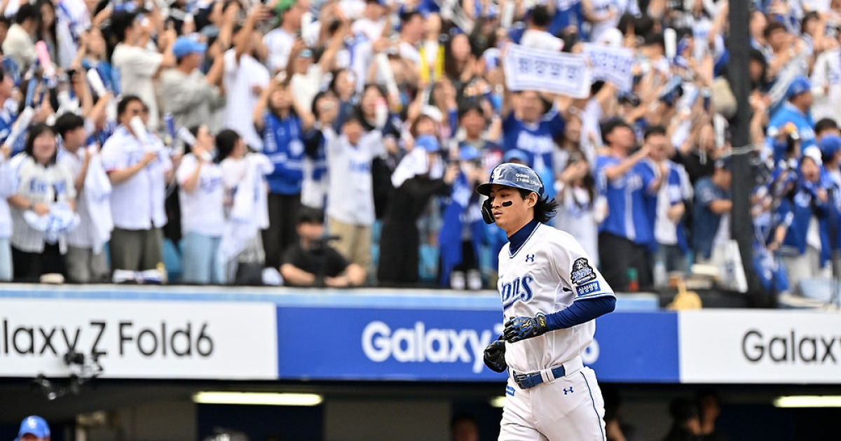 '구토 증세' 구자욱, 긴장이 갑자기 풀렸나…MVP 인터뷰도 못하고 병원 이동 [PO1]