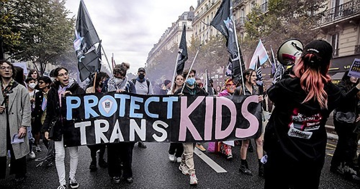 FRANCE TRANS MARCH