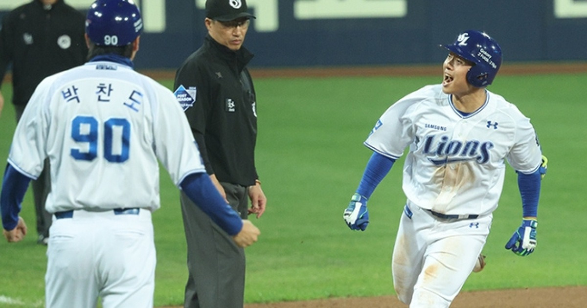 '원태인 6⅔이닝 환상투' 삼성, '공포의 타선' 5홈런쇼→LG에 2연승... KS 확률 '83.3%' 잡았다 [PO2 현장리뷰]