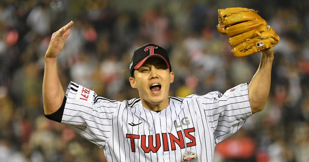 '가을야구 잘하는 법' 찾고 준PO MVP된 '엘린이', 22년전 자신 울린 삼성에 설욕할까. 벼랑 끝 LG 운명까지 걸렸다[PO 포커스]