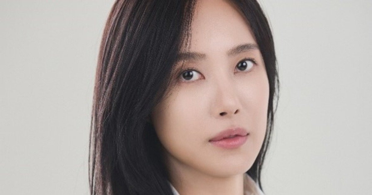 김윤서, KBS2 새 드라마 ‘페이스미’ 출연…이민기 옛 인연役 [공식]