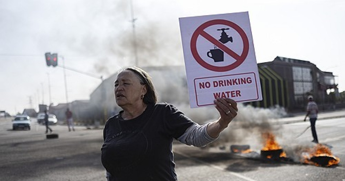 SOUTH AFRICA WATER SHORTAGE PROTEST