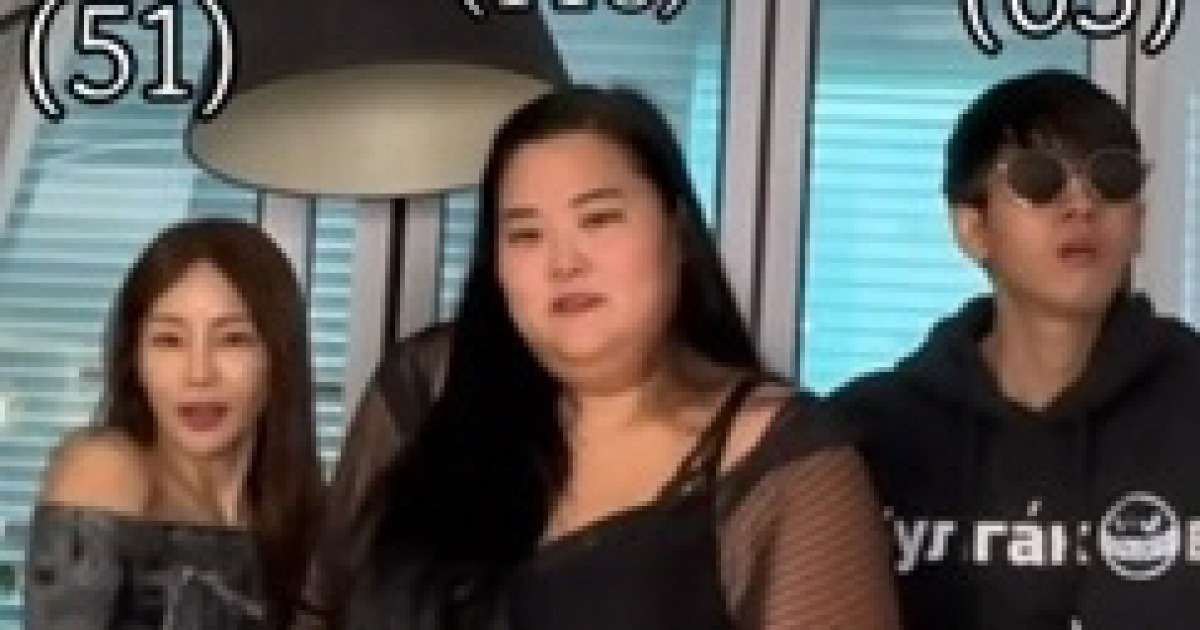 [SC이슈]미나 시누이, '-29kg'에 의상도 과감…시스루+짧은 치마