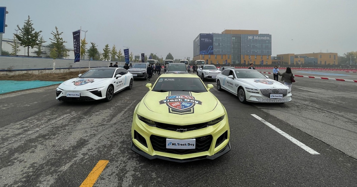 Tablet-controlled cars? HL Mando showcases the next generation of ...