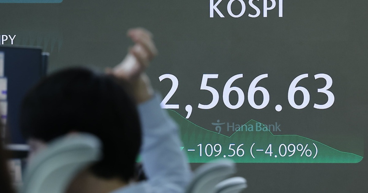 ‘공포지수’ 급등에 S&P500 VIX선물 추종 ETN 상한가