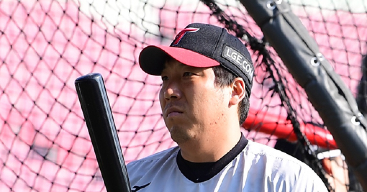 ‘꾸준함의 상징’ 김현수, 역대 3번째 PS 100경기 출전 대기록 달성 [MK PO3]