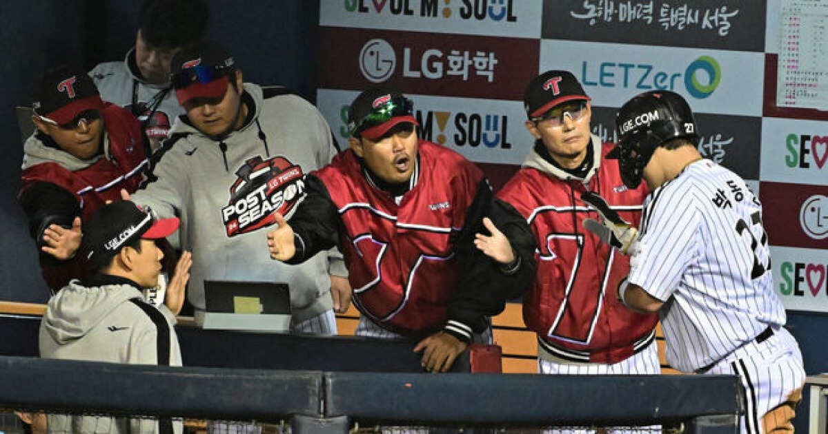 ‘1+1’ 승부수로 벼랑 끝에서 탈출하다…‘임찬규+엘리 완봉 합작’ LG, 삼성 1-0 꺾고 1승 2패 [PO3 리뷰]