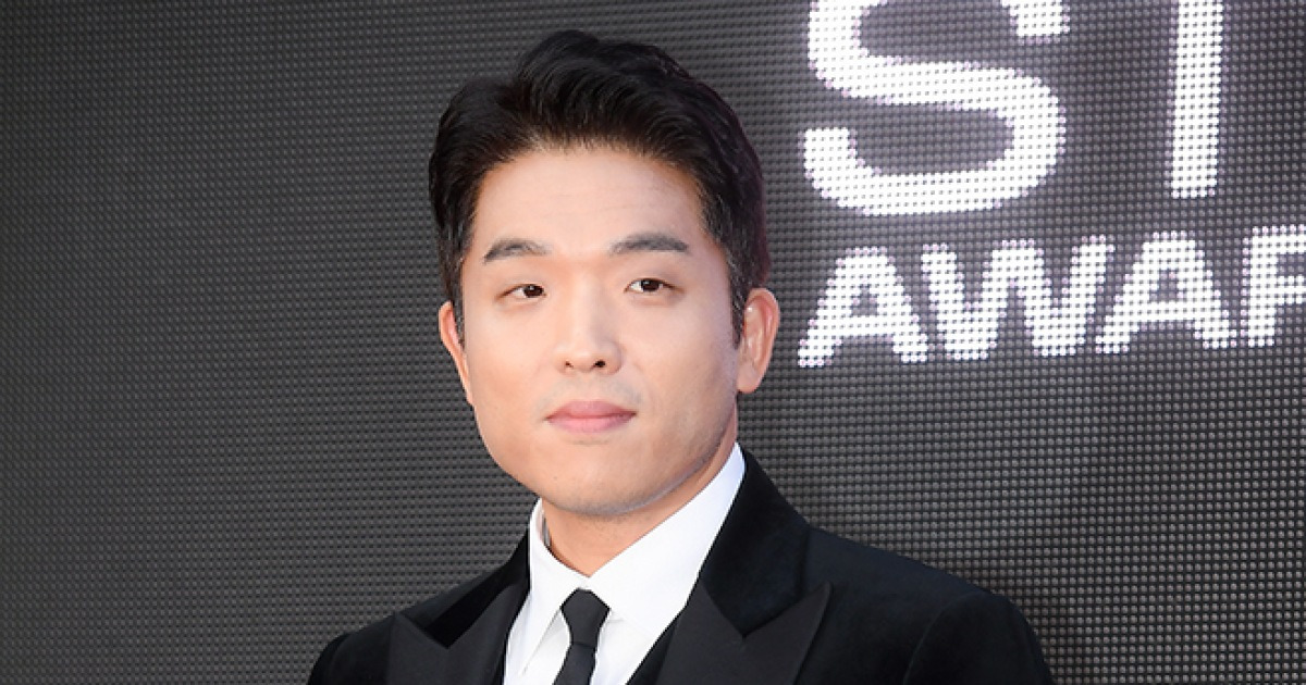 [TD포토] 슈트입은 안성재 셰프