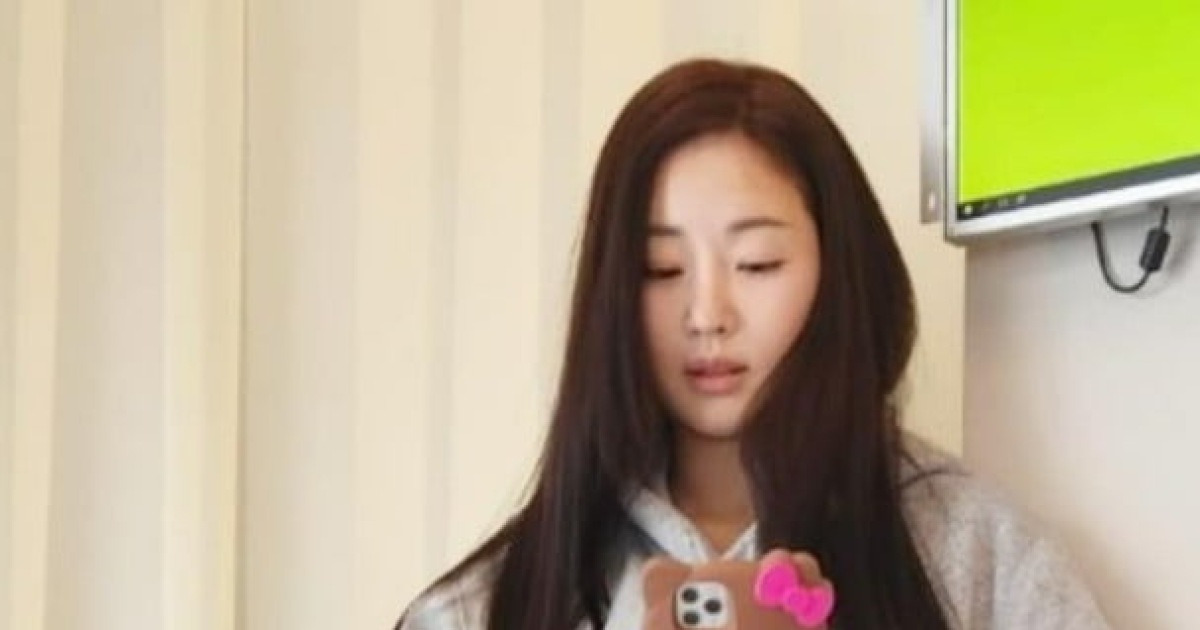 '173cm 49kg' 김사랑, 46세에 줏대 가득한 비주얼…오늘도 나만 늙지