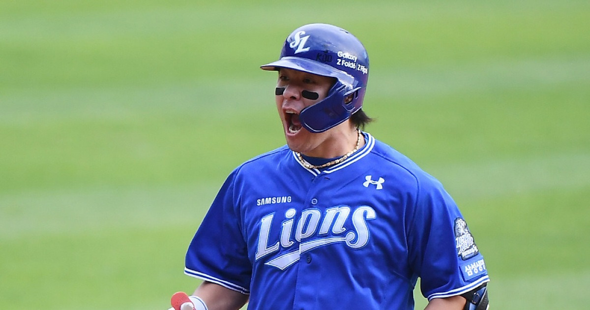 "KS 냄새라도 맡아보고 싶다" 베테랑 강민호가 제 손으로 끝냈다...삼성이 광주로 간다 [PO4 승부처]