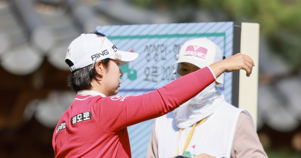 [STN포토]박지영, 맞바람 영향이 있었네