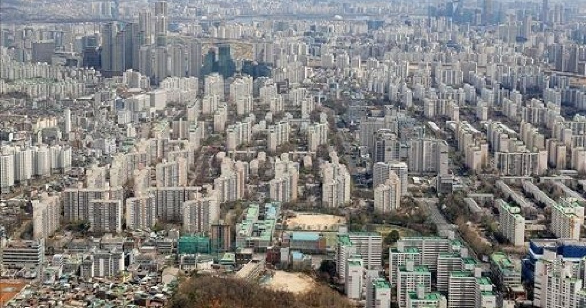 대출 묶자 집 사는 사람 확 줄었는데…서울 생애 첫 집 마련은 늘었다[부동산360]