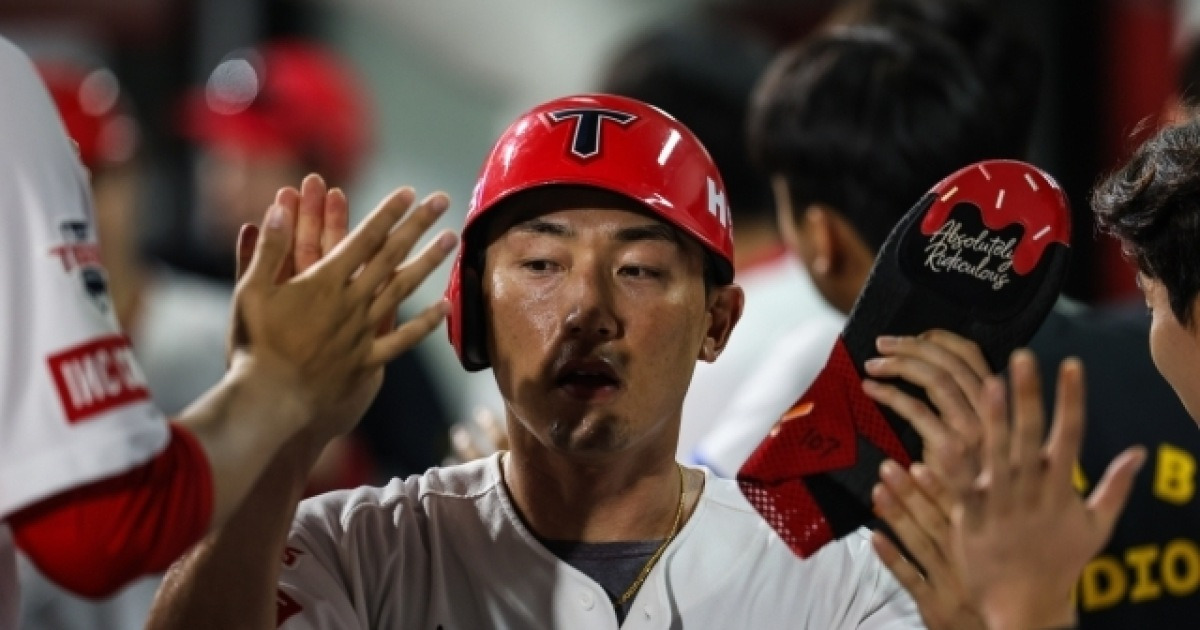 KIA 서건창 KS 1차전 주전 1루수 깜짝 발탁…201안타 MVP의 위용 믿는다, 꽃범호 승부수[MD광주 KS]