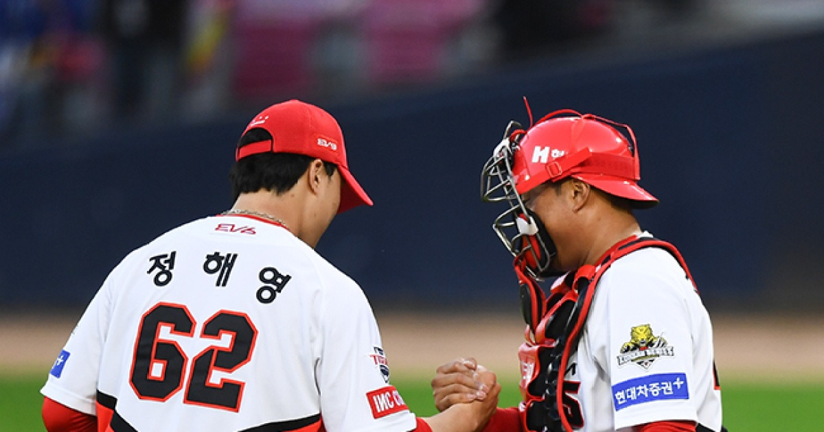 [ST포토] KIA, KS 1차전 승리