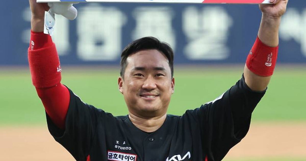 [포토]김태군, KS 4차전 데일리MVP