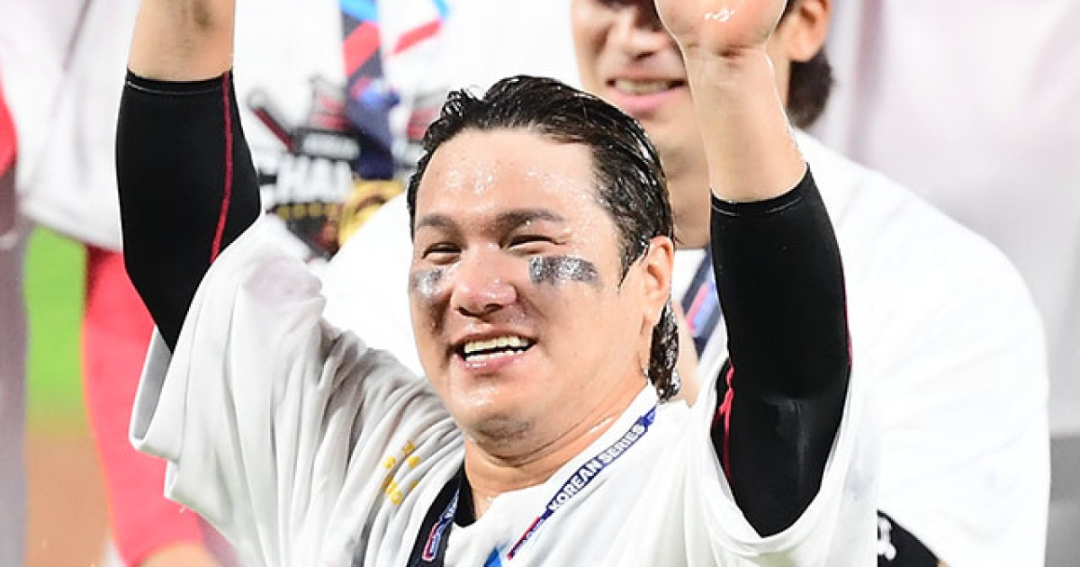 김선빈 ‘2024 한국시리즈 영예의 MVP’ [MK포토]