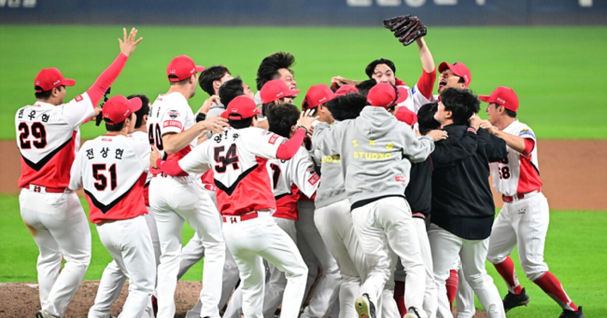 37년만에 광주의 밤이 열광했다…불패의 KIA 역전승,12번째 우승 달성 [KS5 리뷰]