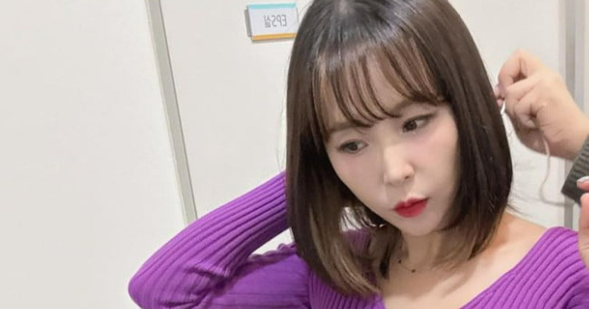 신지, 11kg 감량하더니 뱃살 완전 실종…42세에 크롭 입는 여유