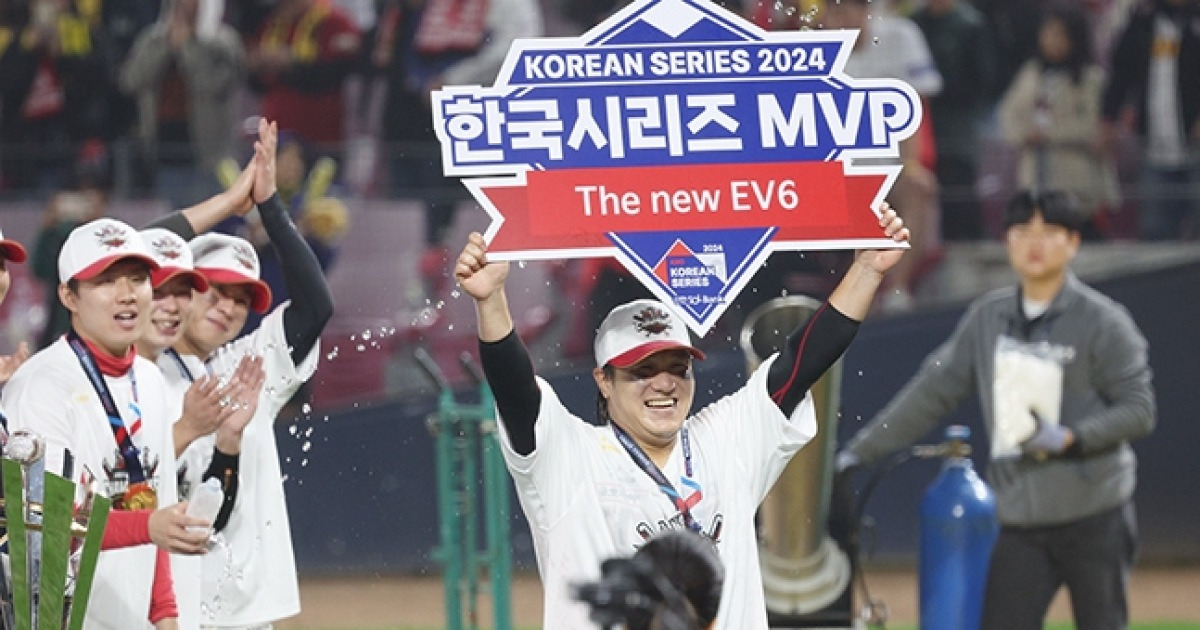 "단신 선수 한계? 오늘 편견 깼다" MVP의 가치, 김선빈 커리어는 다시 시작된다 [KS 우승 현장]