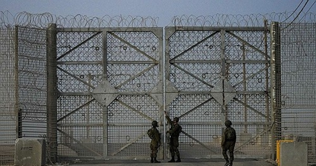 CORRECTION Israel Palestinians