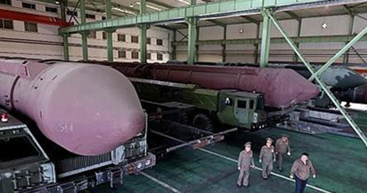 일본 “북한 ICBM급 미사일, 비행시간 최장…사거리 1만5천㎞ 이상일 듯”