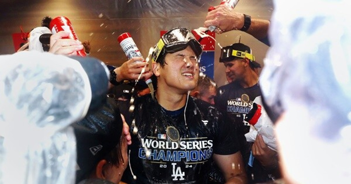 'WS 우승' 오타니, 2025시즌엔 투수로도 활약… 다저스 왕조 시작되나[초점]