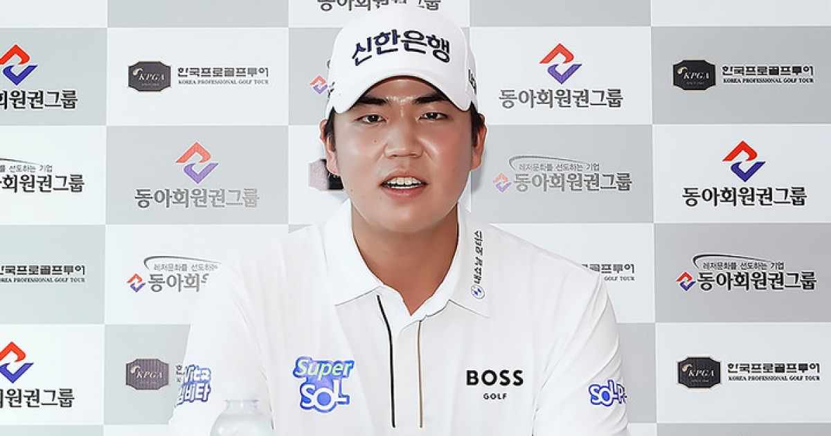 [mhn포토] 장유빈 'KPGA 대상 확정 인터뷰'