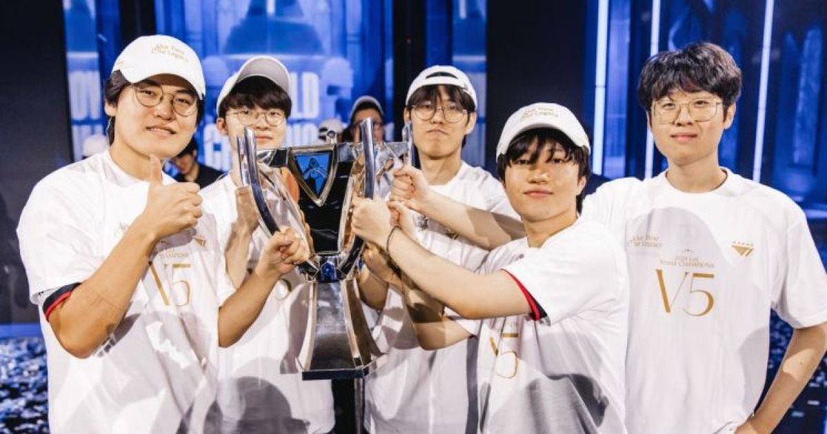 T1, 롤드컵 사상 첫 'V5' 달성…"우린 아직 배고프다"