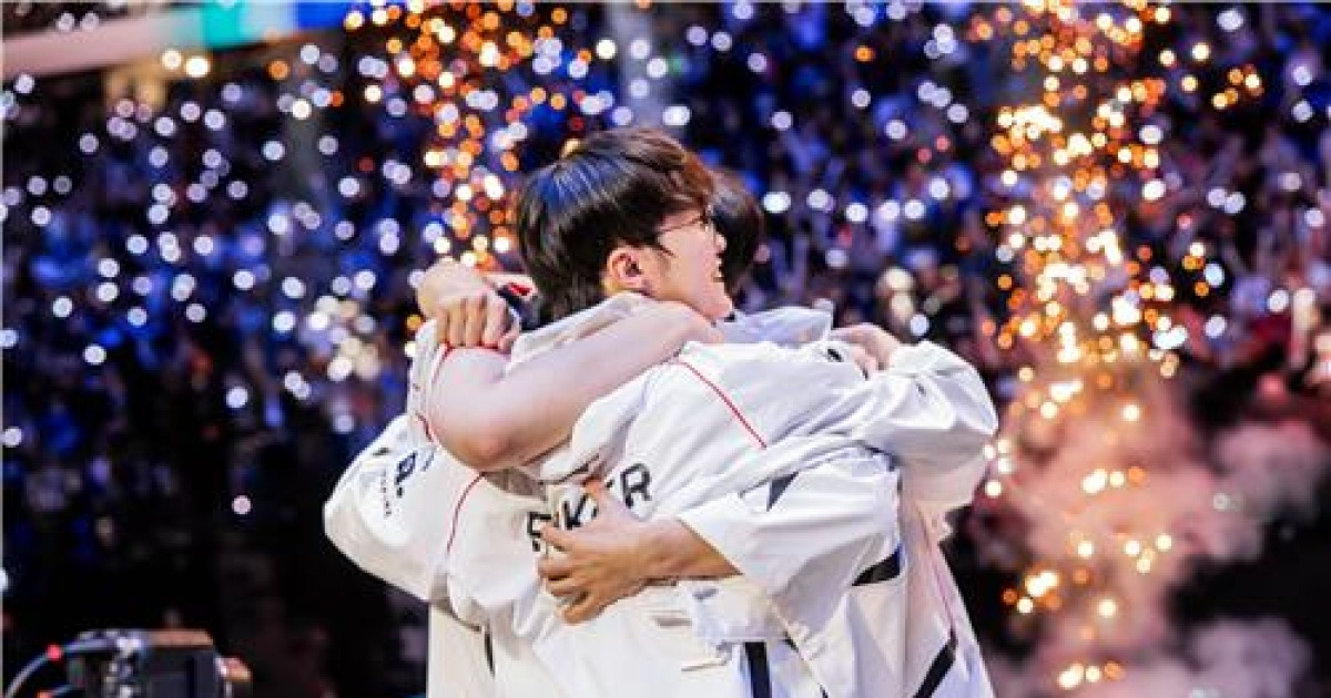 ‘대상혁’ 또 해냈다… T1, BLG 꺾고 롤드컵 ‘V5’ 달성