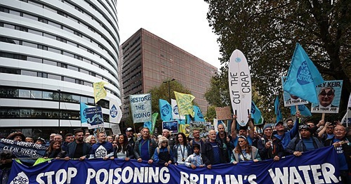 BRITAIN CLEAN WATER PROTEST
