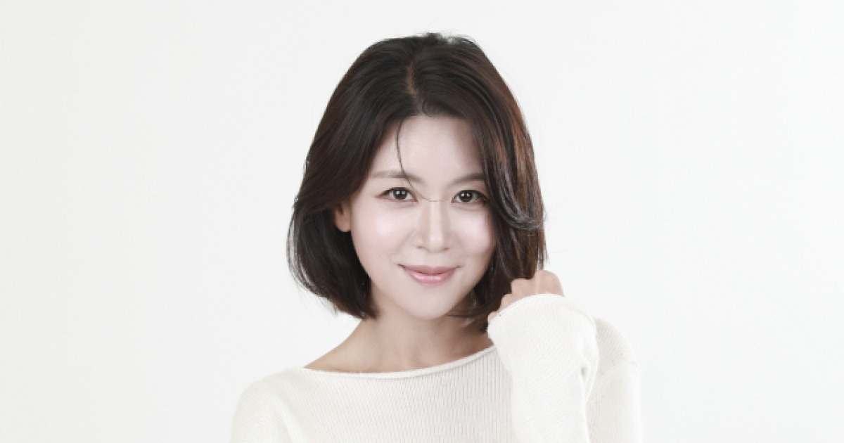 [공식] 'MBC 출신' 손정은 아나운서, SM C&C 깜짝 합류…강호동·전현무와 한솥밥