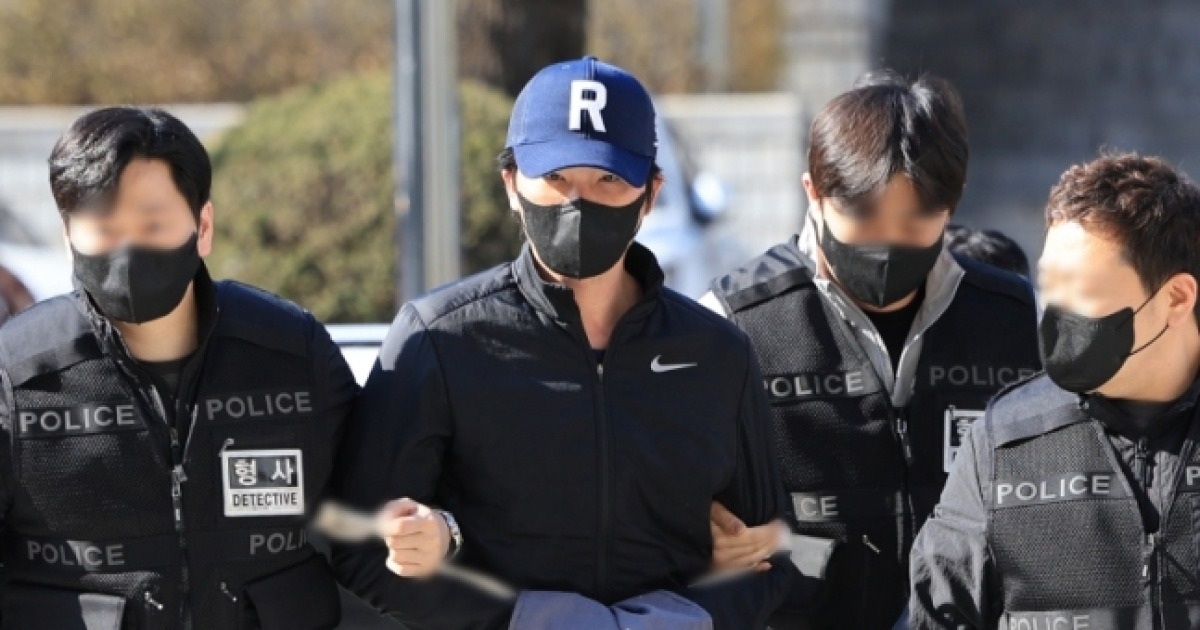 KBO, '오재원 수면제 대리 처방' 두산 선수 8명에 사회봉사 80시간 제재 [공식발표]