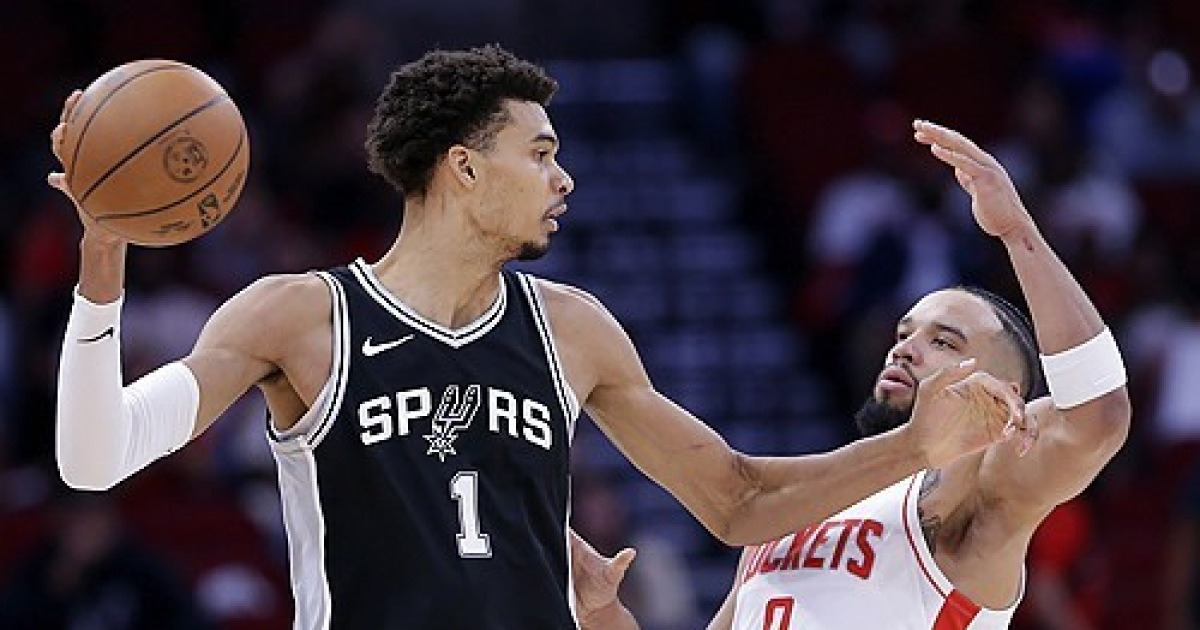 Spurs Rockets Basketball