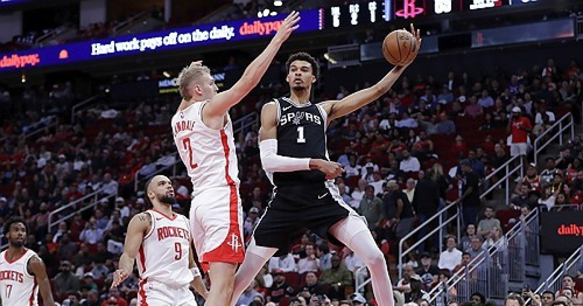 Spurs Rockets Basketball