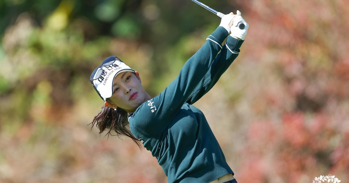 현세린, KLPGA 최종전 'SK텔레콤·SK쉴더스' 첫날 단독선두